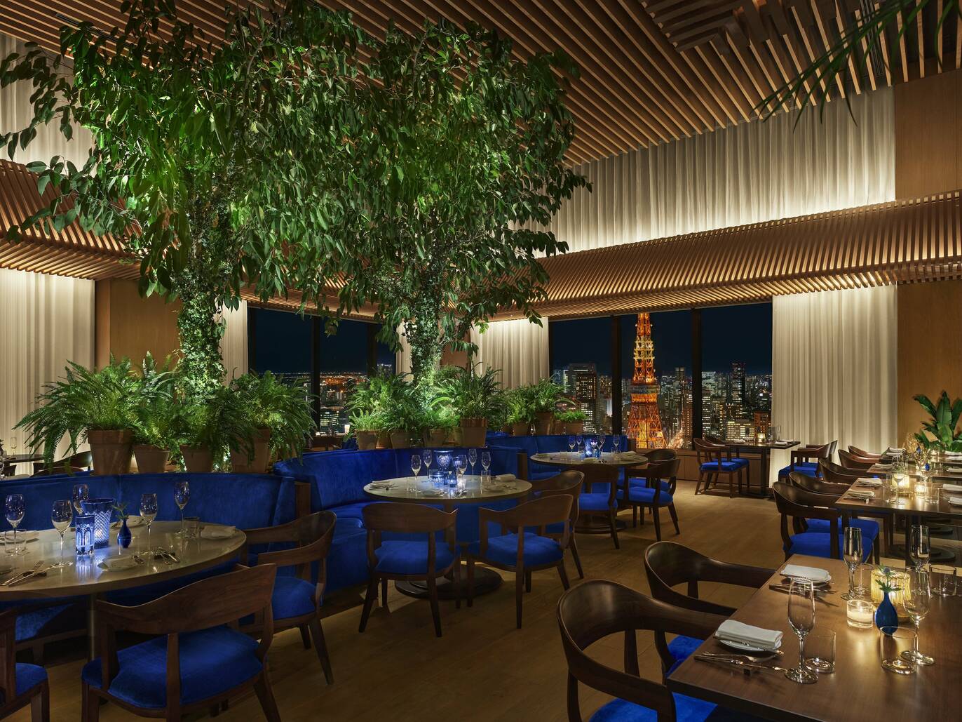 7 best restaurants with a view in Tokyo