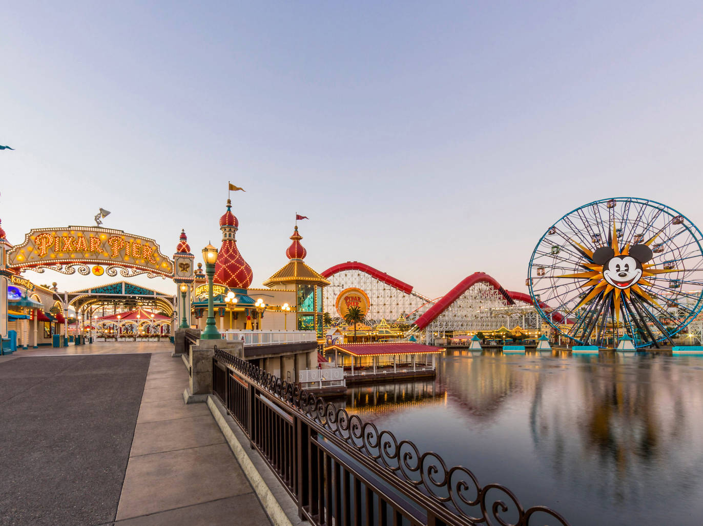 23 Best Amusement Parks in the US for Thrill Seeking Fun