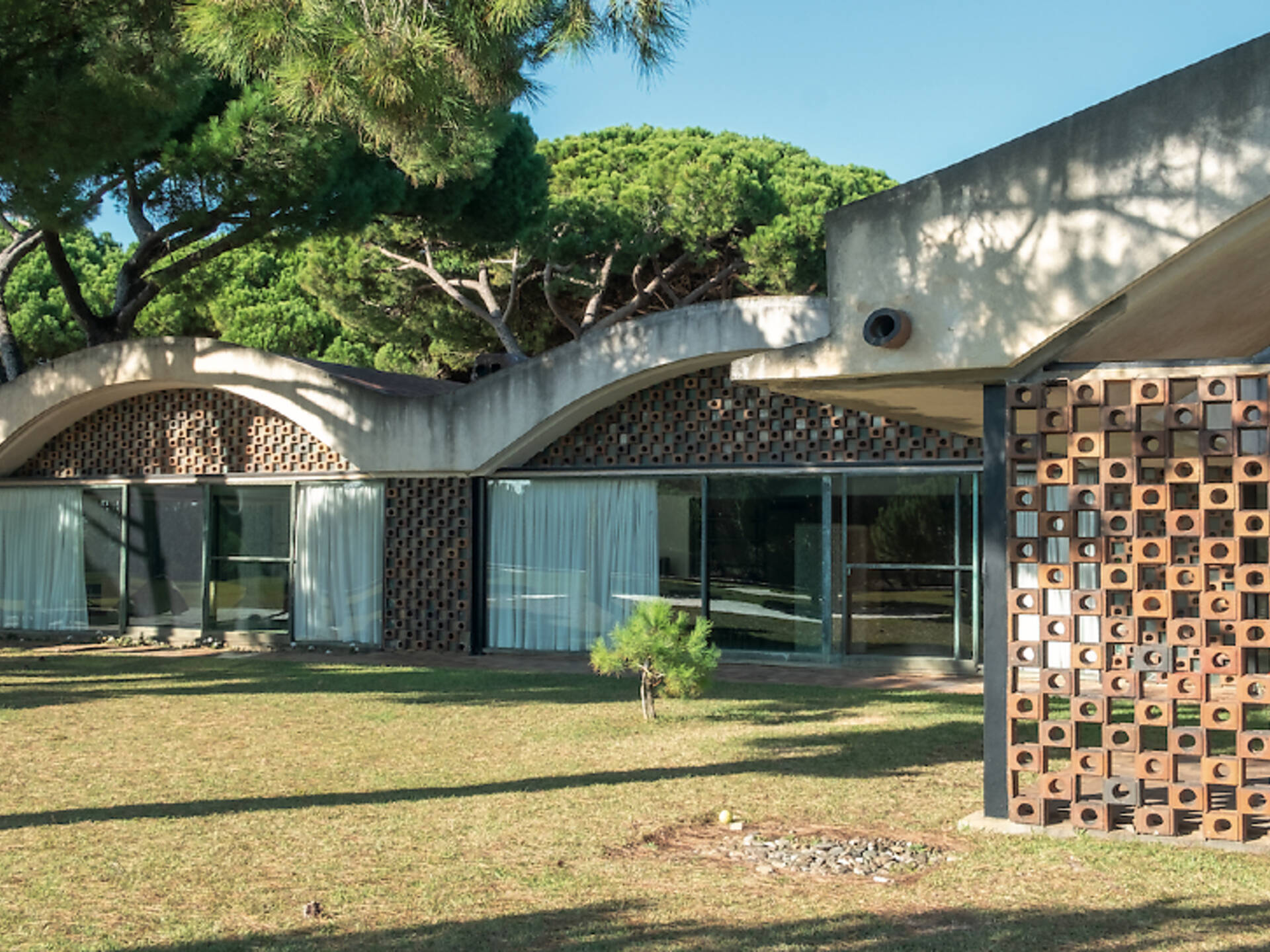 10 Beautiful Modernist Buildings You Can Visit (or Even Stay in)