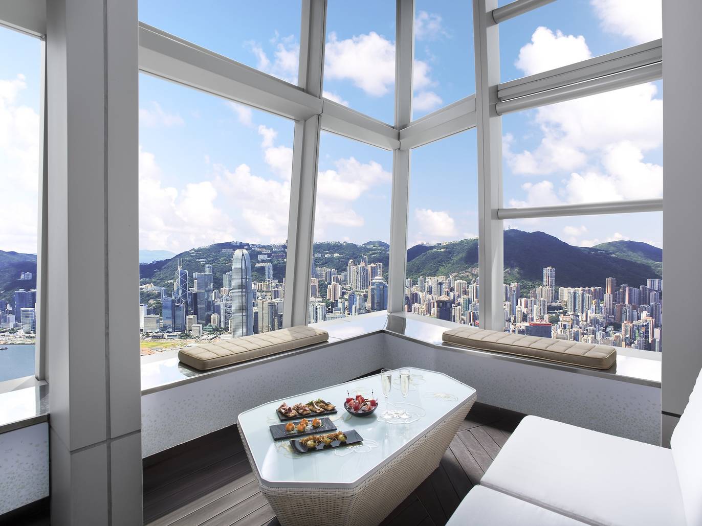 13 Best Rooftop Bars in Hong Kong – Time Out Hong Kong