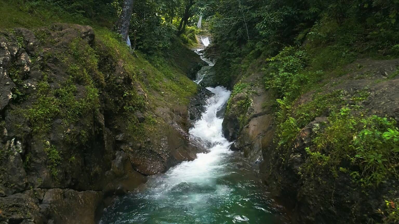 Five natural wonders you must-see in Fiji
