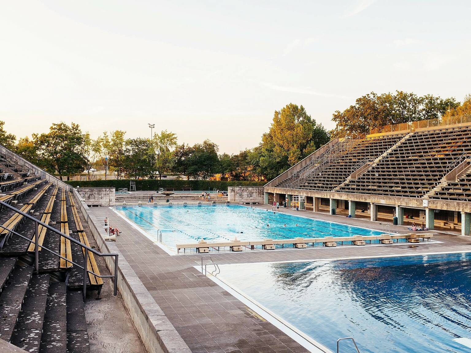 7 Best Outdoor Swimming Pools Around the World