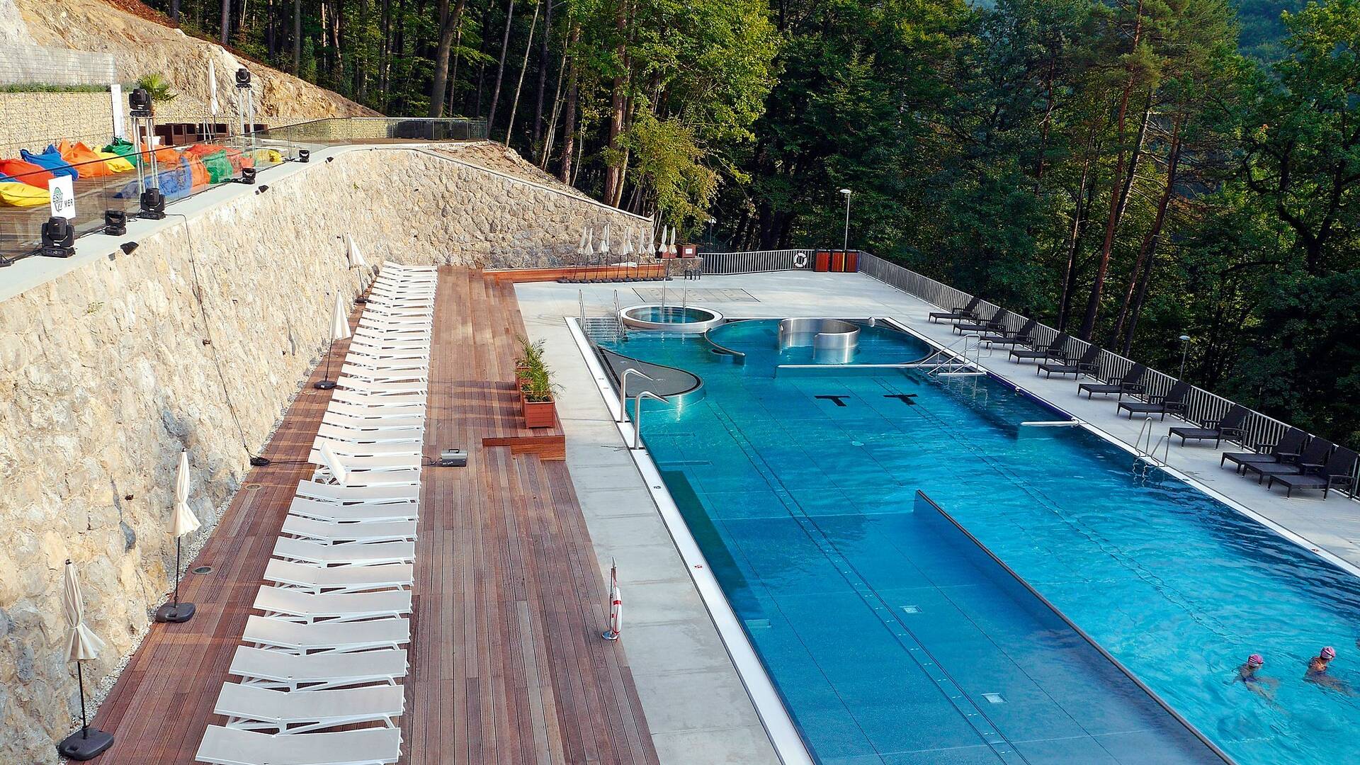 7 Best Outdoor Swimming Pools Around the World