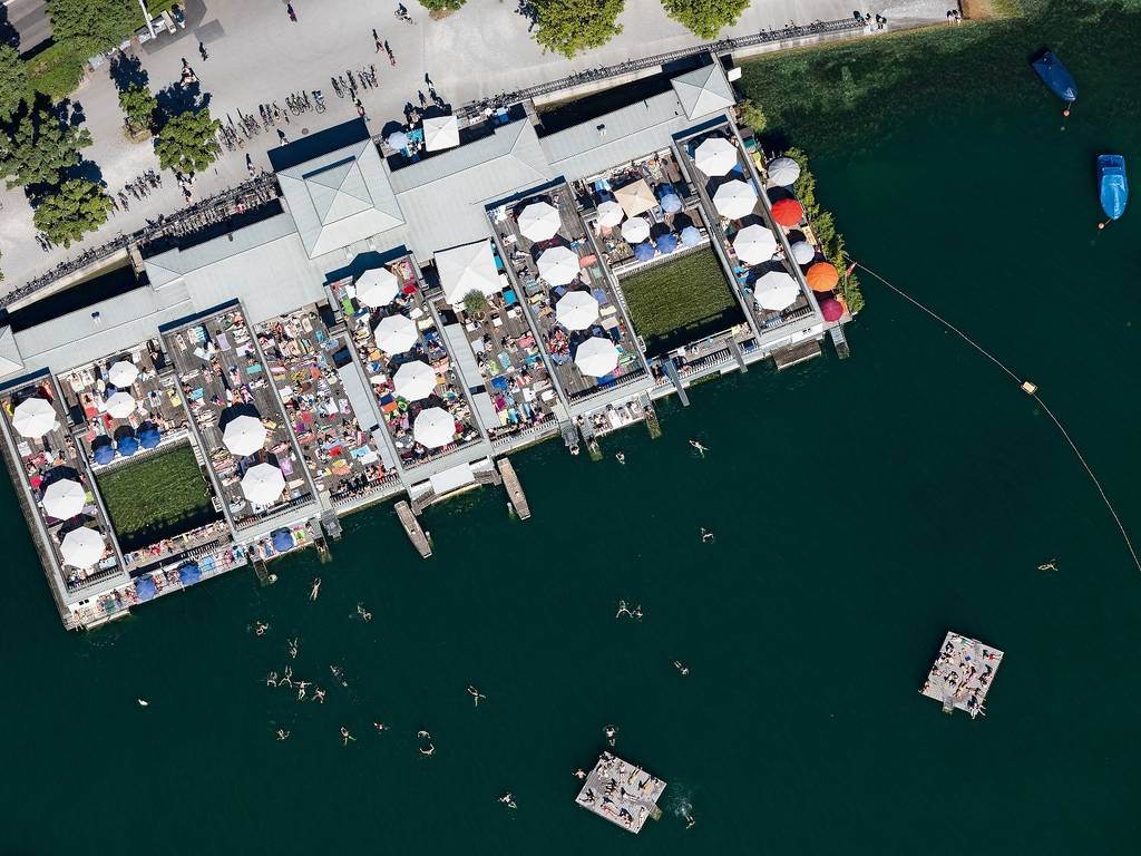 7 Best Outdoor Swimming Pools Around the World