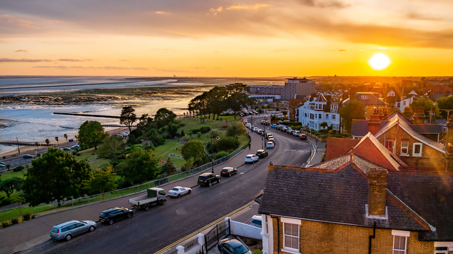 16 Best Seaside Towns to Visit Near London