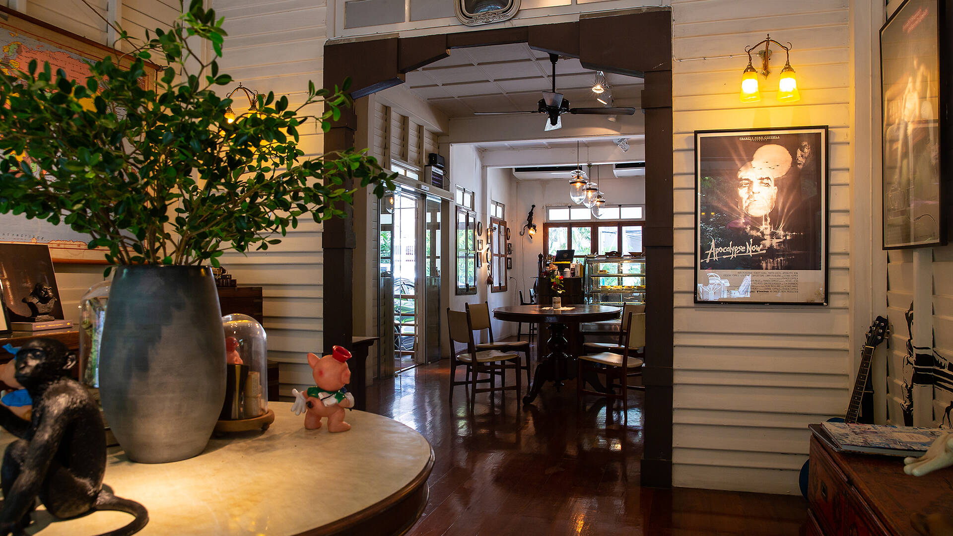 Monkey Pod | Restaurants in Nana, Bangkok