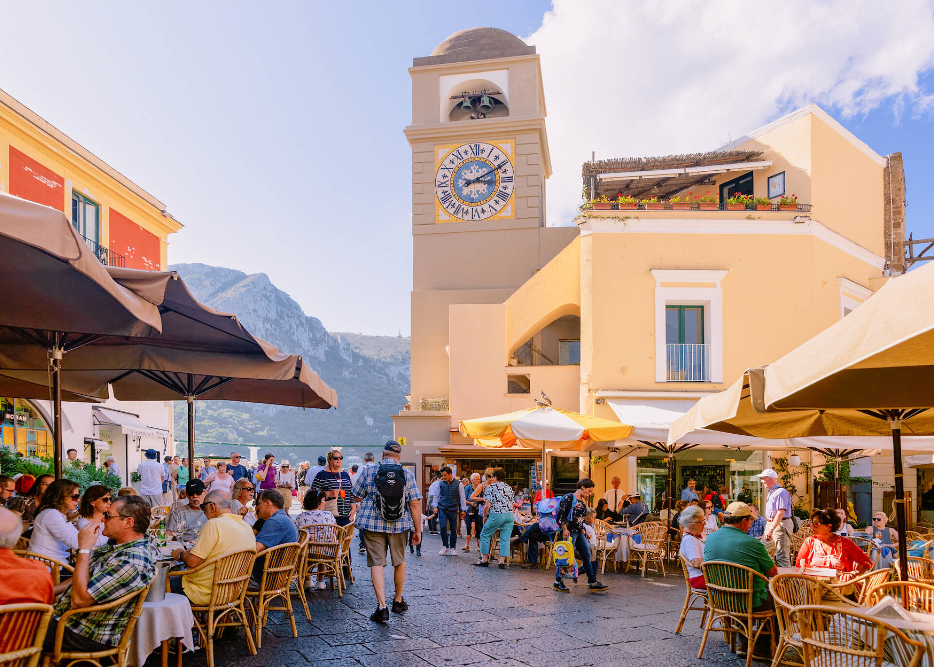 The 15 Best Outdoor Dining Experiences in the World