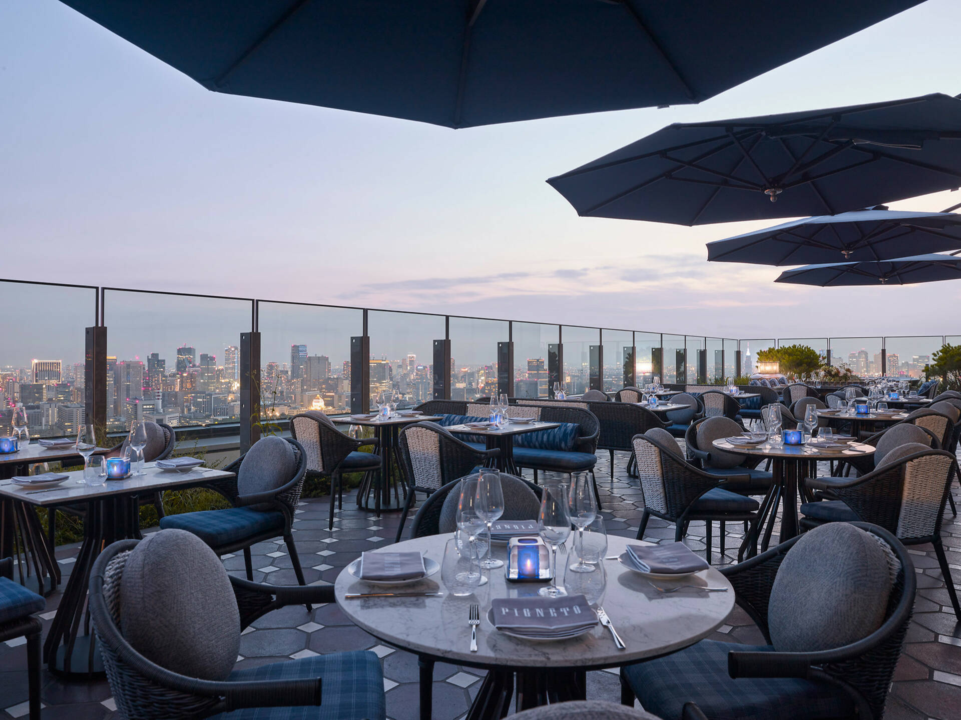15 best rooftop bars and restaurants with the best views of Tokyo