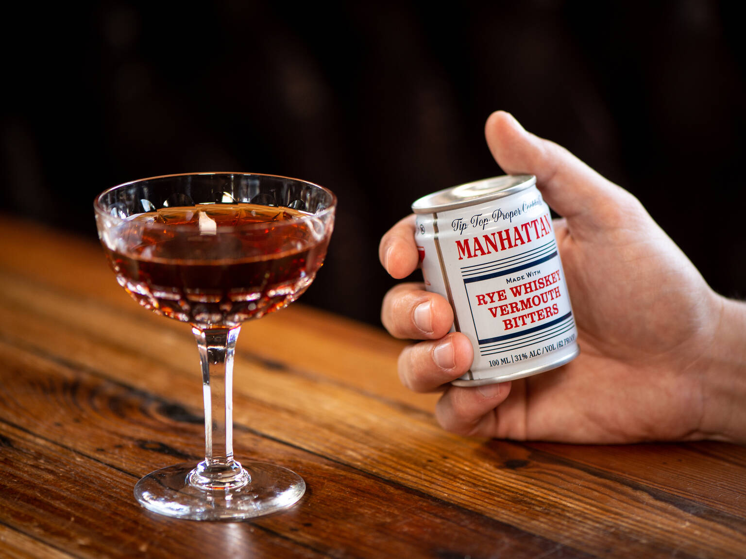 12 Best Canned Cocktails To Sip Right Now
