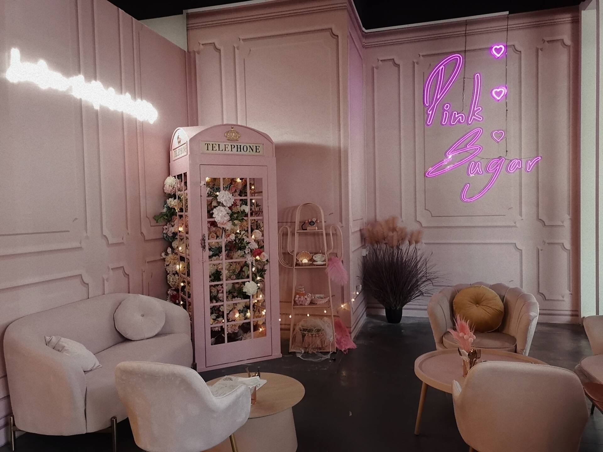 11 Pink Cafés in Singapore To Brighten Up Your Instagram Feed