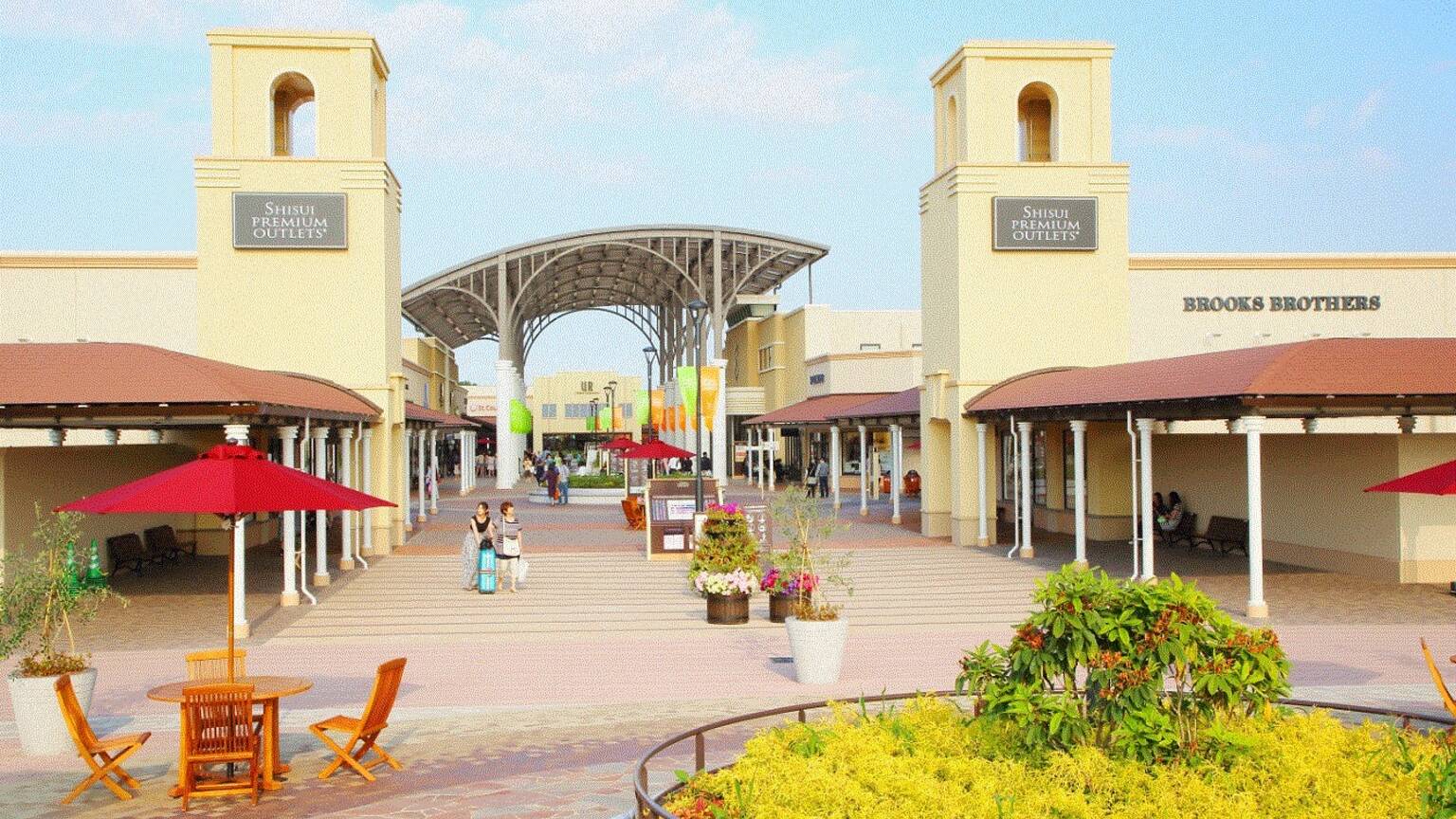 9 best outlet malls near Tokyo for discount designer fashion