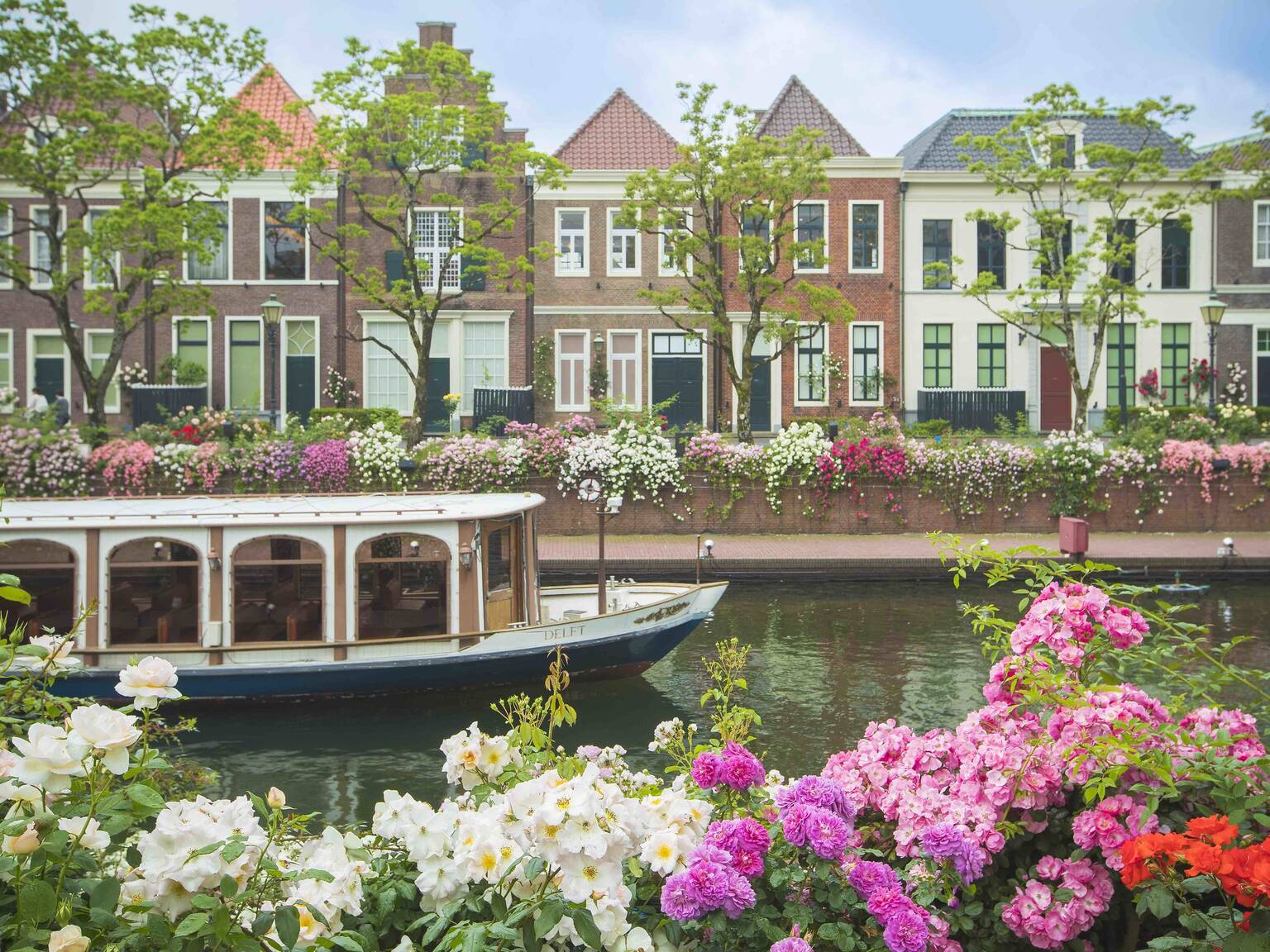 11 most exhilarating and unique theme parks in Japan