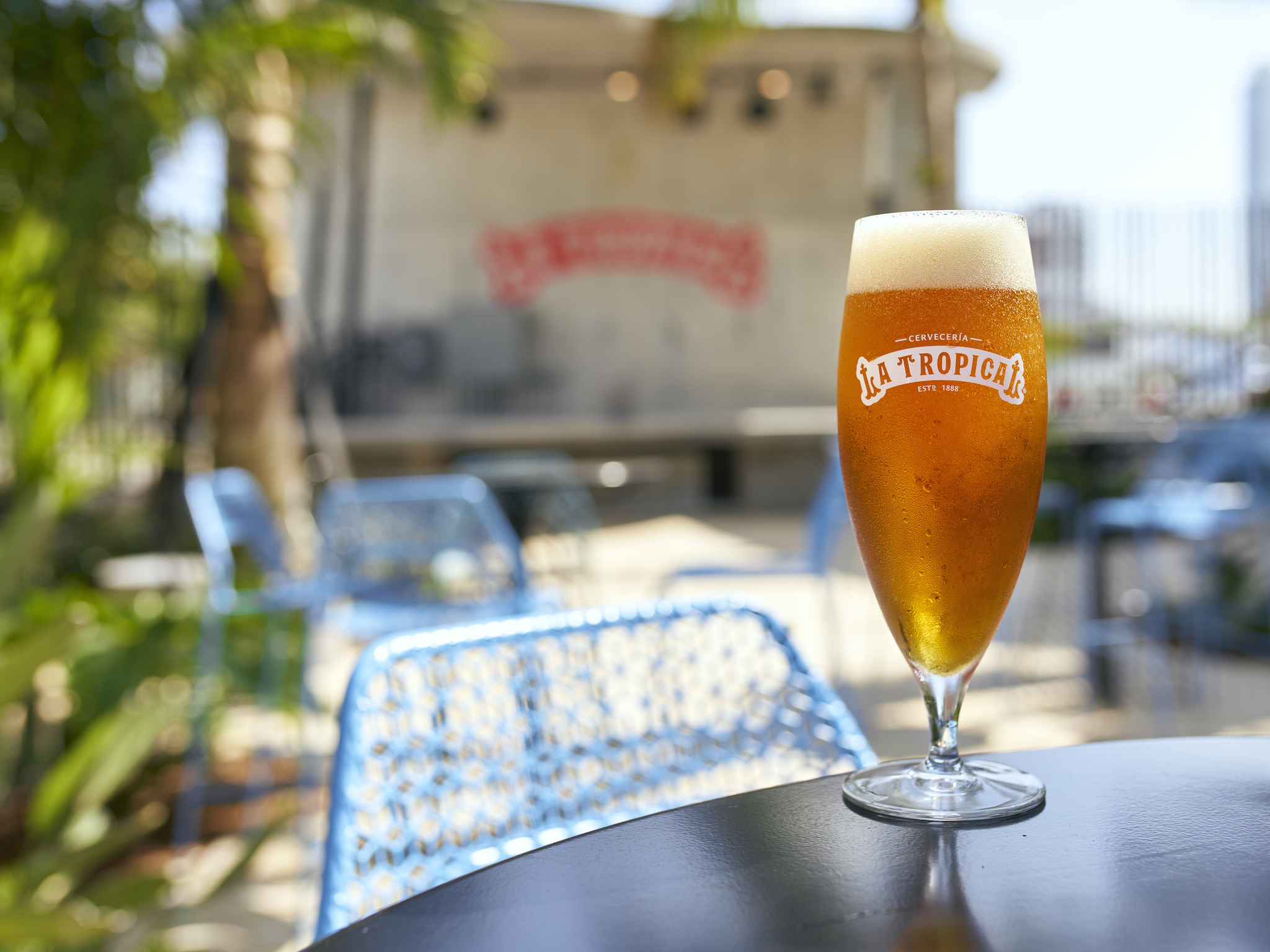 Cervecería La Tropical pairs excellent beer with Cuban nostalgia