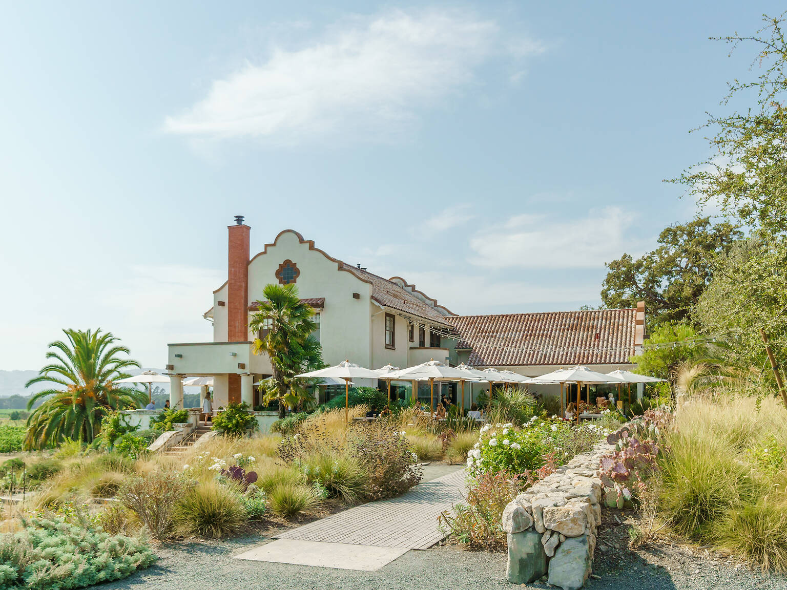 17 Best Girls’ Weekend Getaway Ideas in the US for Fabulous Fun