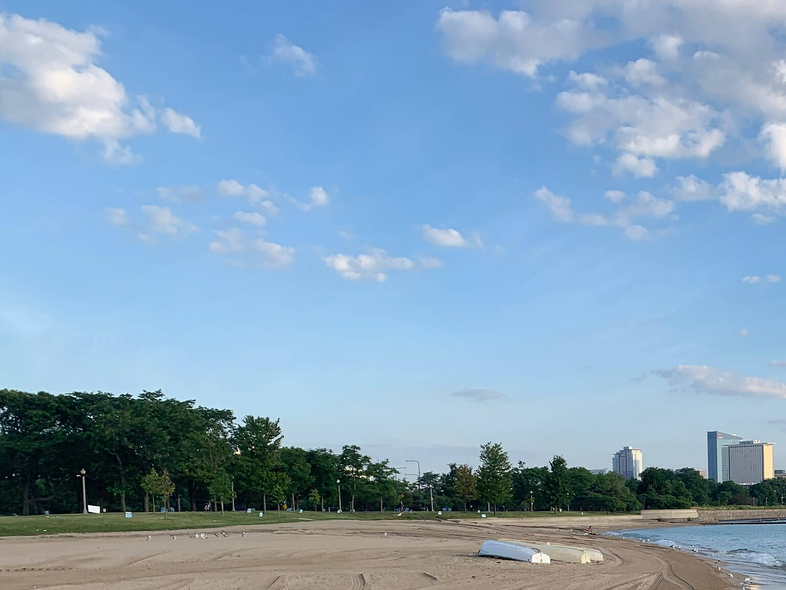 29 Best Chicago Beaches to Explore for Sunny Summer Fun