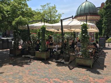 Best Outdoor Dining in Boston 2021: Social distancing in style