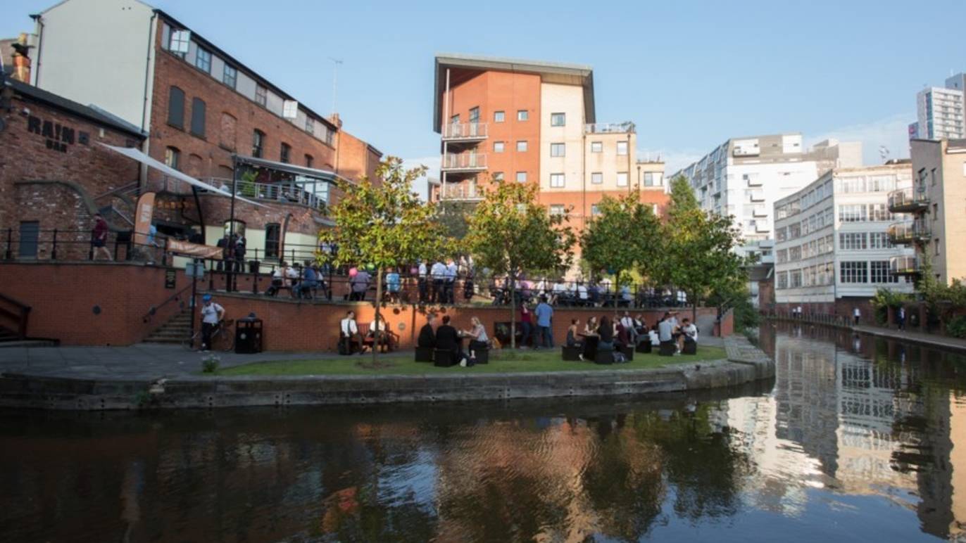 16 Great Outdoor Drinking Spaces and Beer Gardens in Manchester