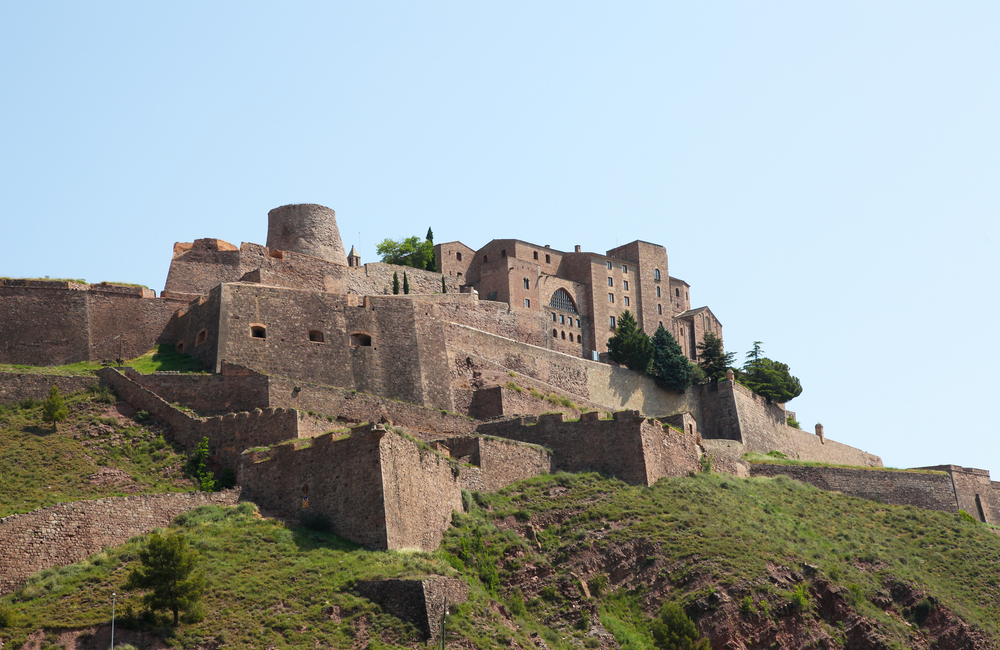 Els castells més espectaculars i bonics de Catalunya