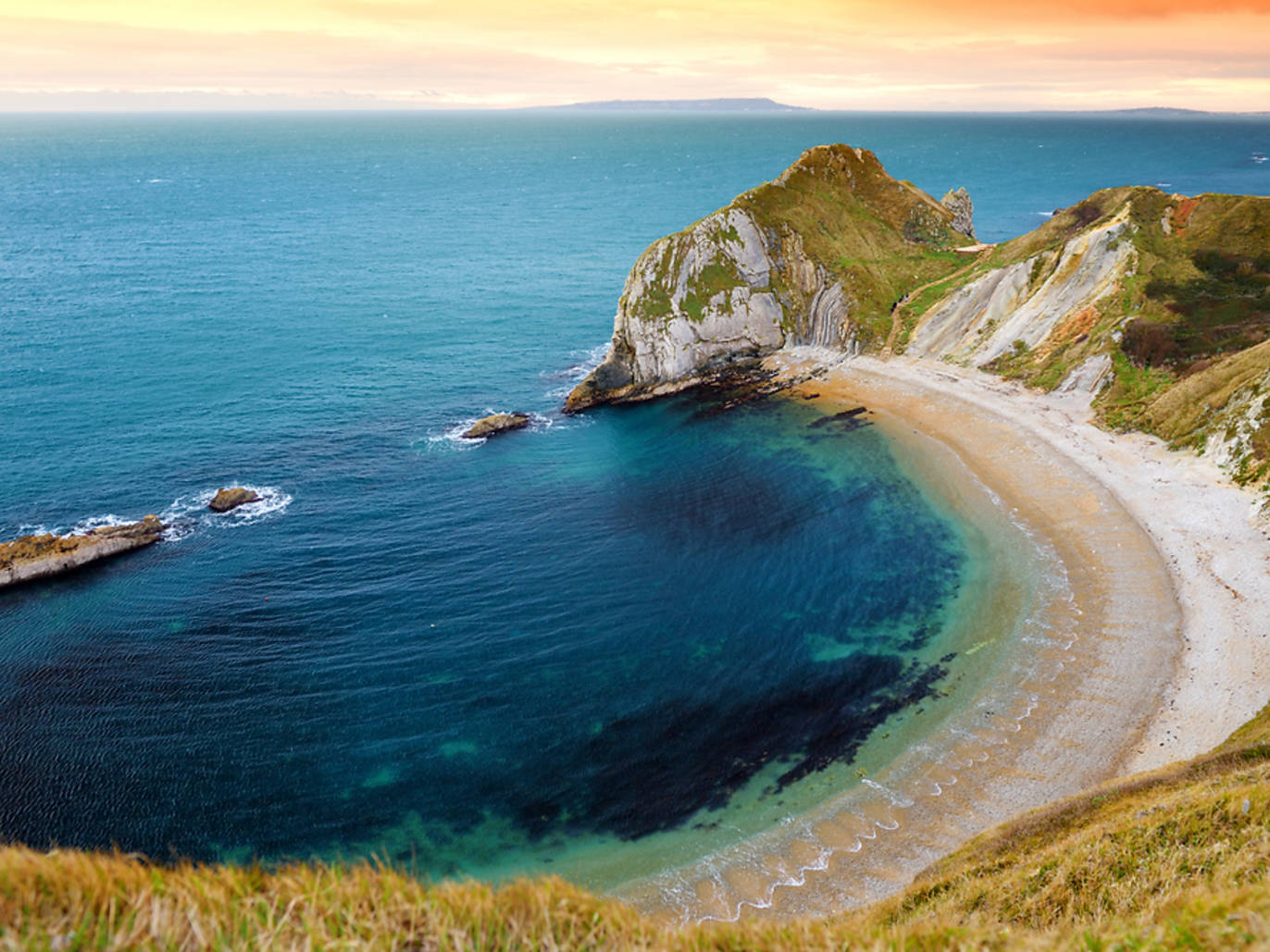 16 Most Beautiful Hidden Beaches in the UK | Quiet UK Beaches