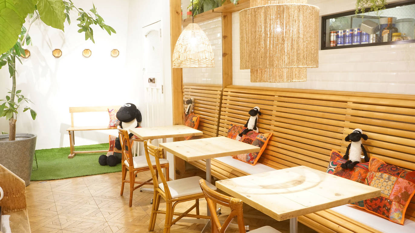 Shaun the Sheep Cafe at Sunday Brunch | Restaurants in Kichijoji, Tokyo