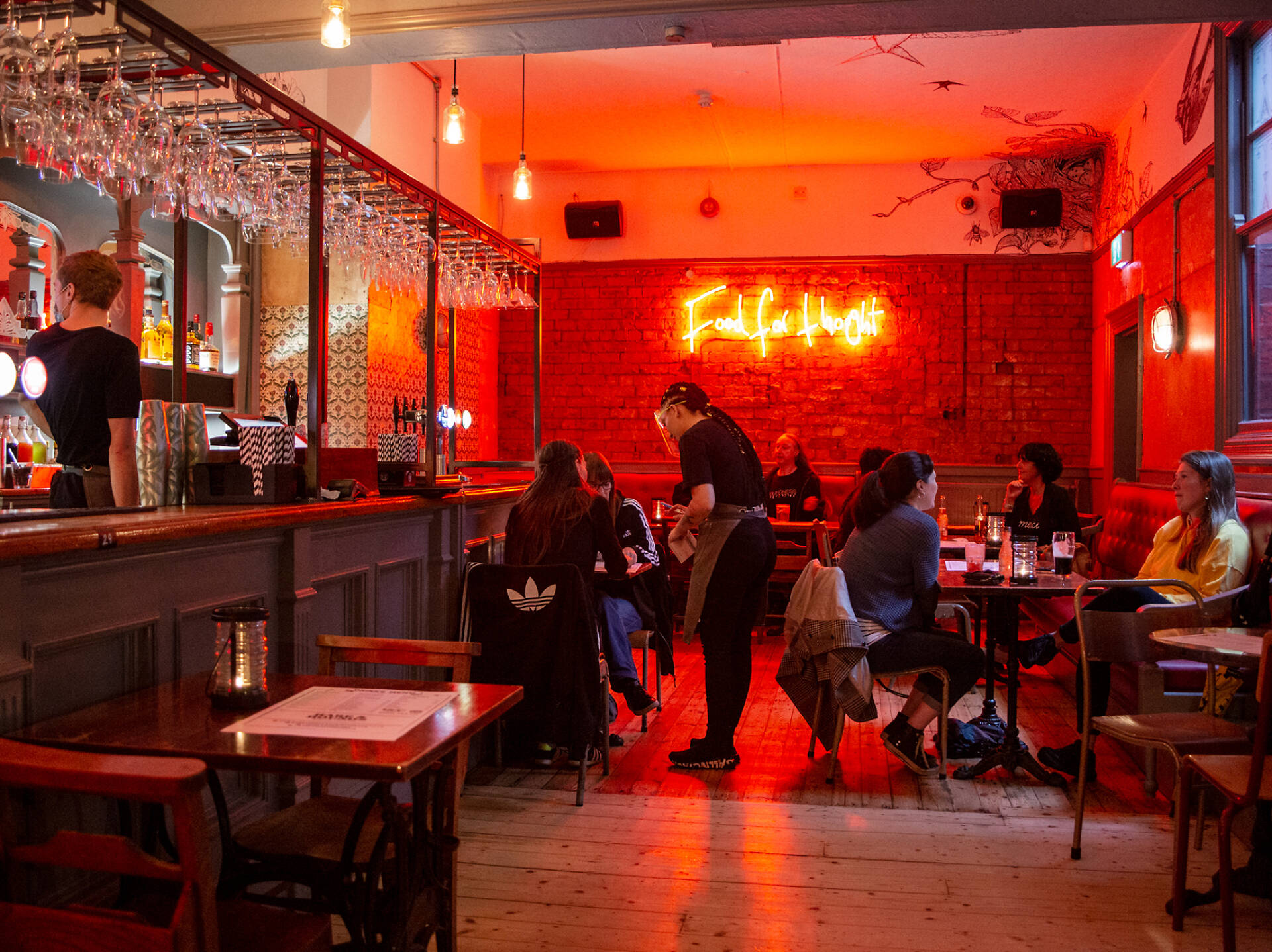 17 Best Pubs in Birmingham for a Good Ol’ Pint