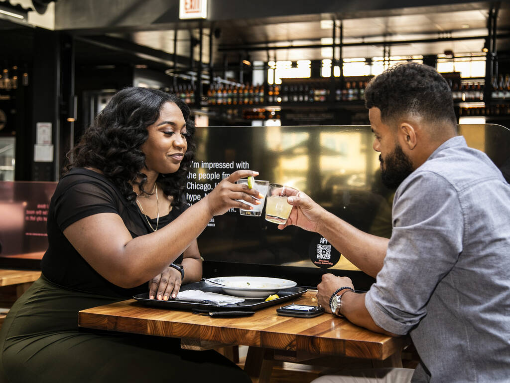 Dating in Chicago: The ultimate guide