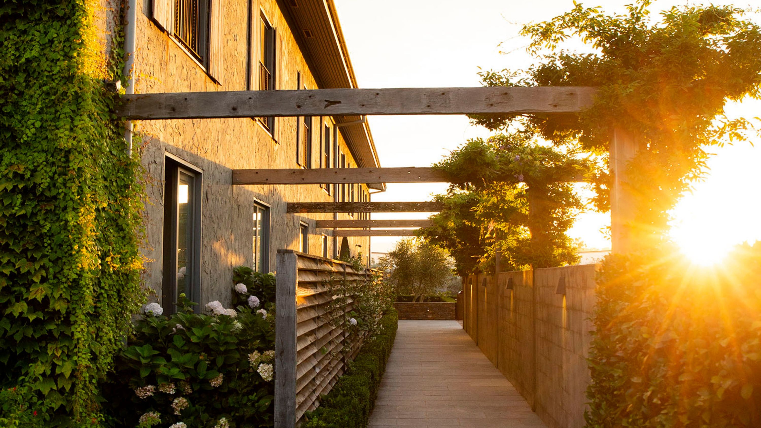 Meletos | Travel in Coldstream, Melbourne