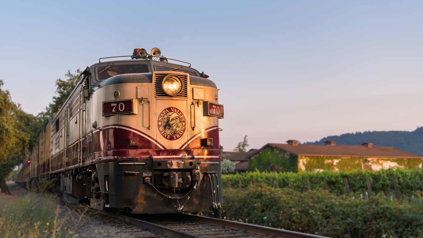 14 Best Scenic Train Rides in the USA for Spectacular Views
