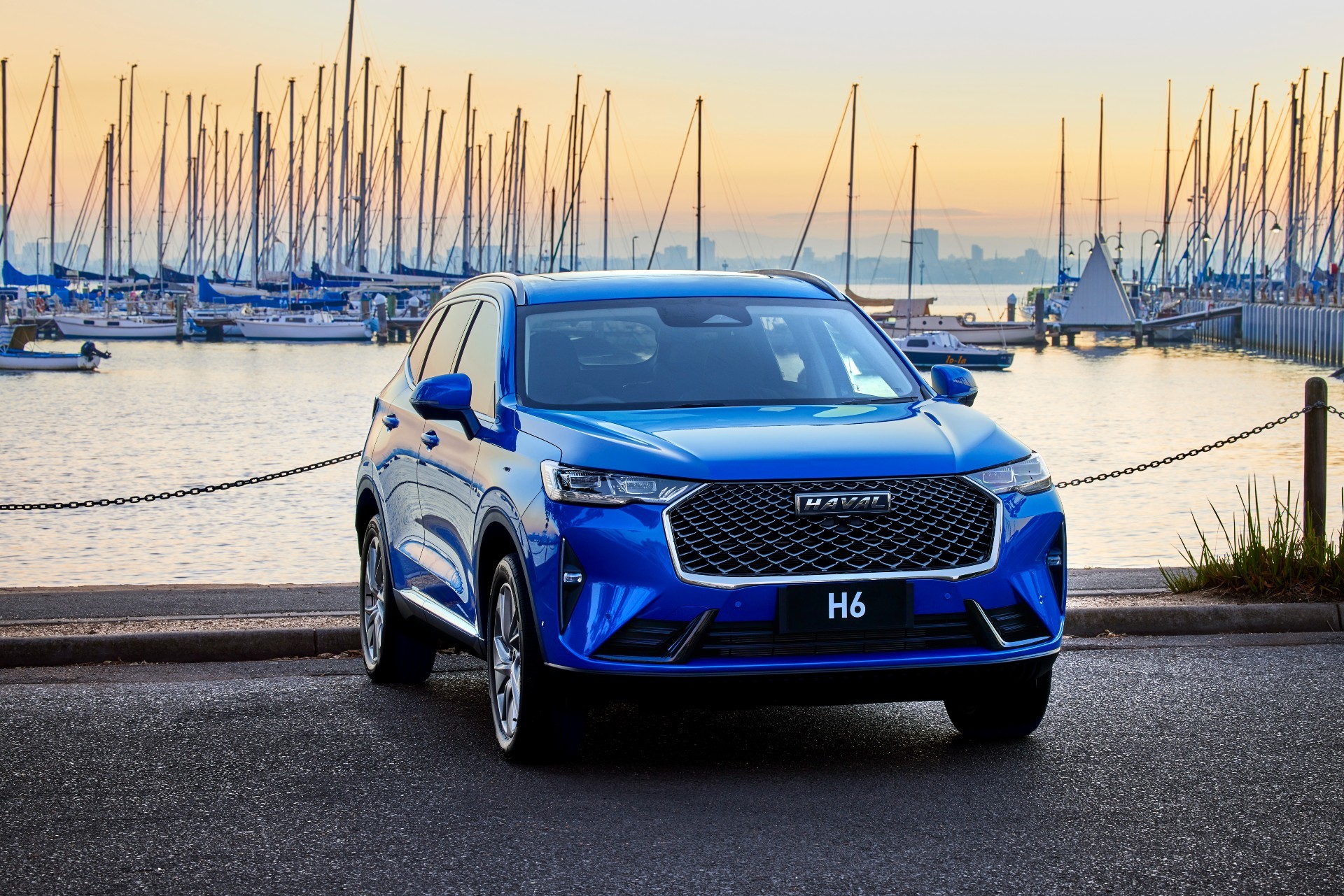 This sophisticated SUV has been designed to perfectly suit your busy ...