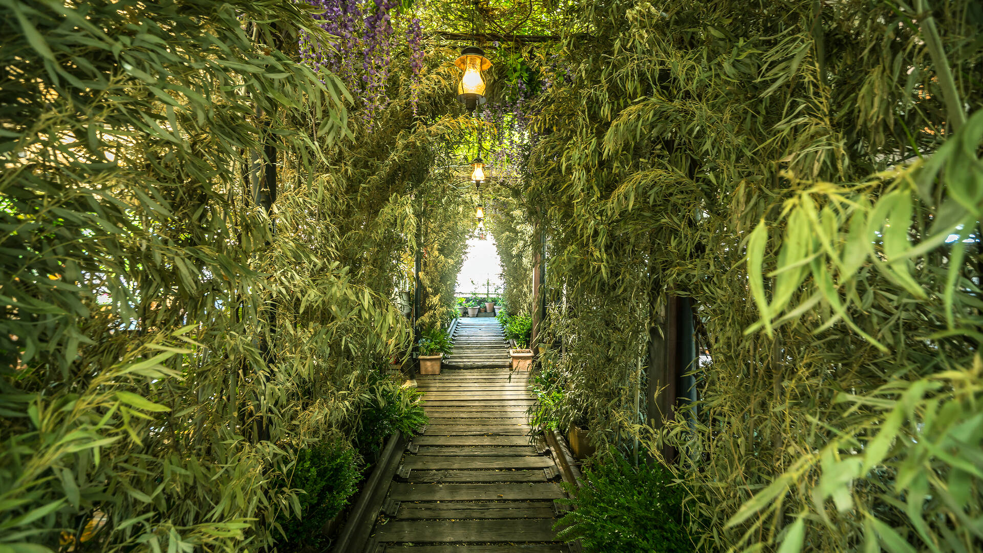 NYC's 17 best hidden patios and secret gardens for outdoor dining