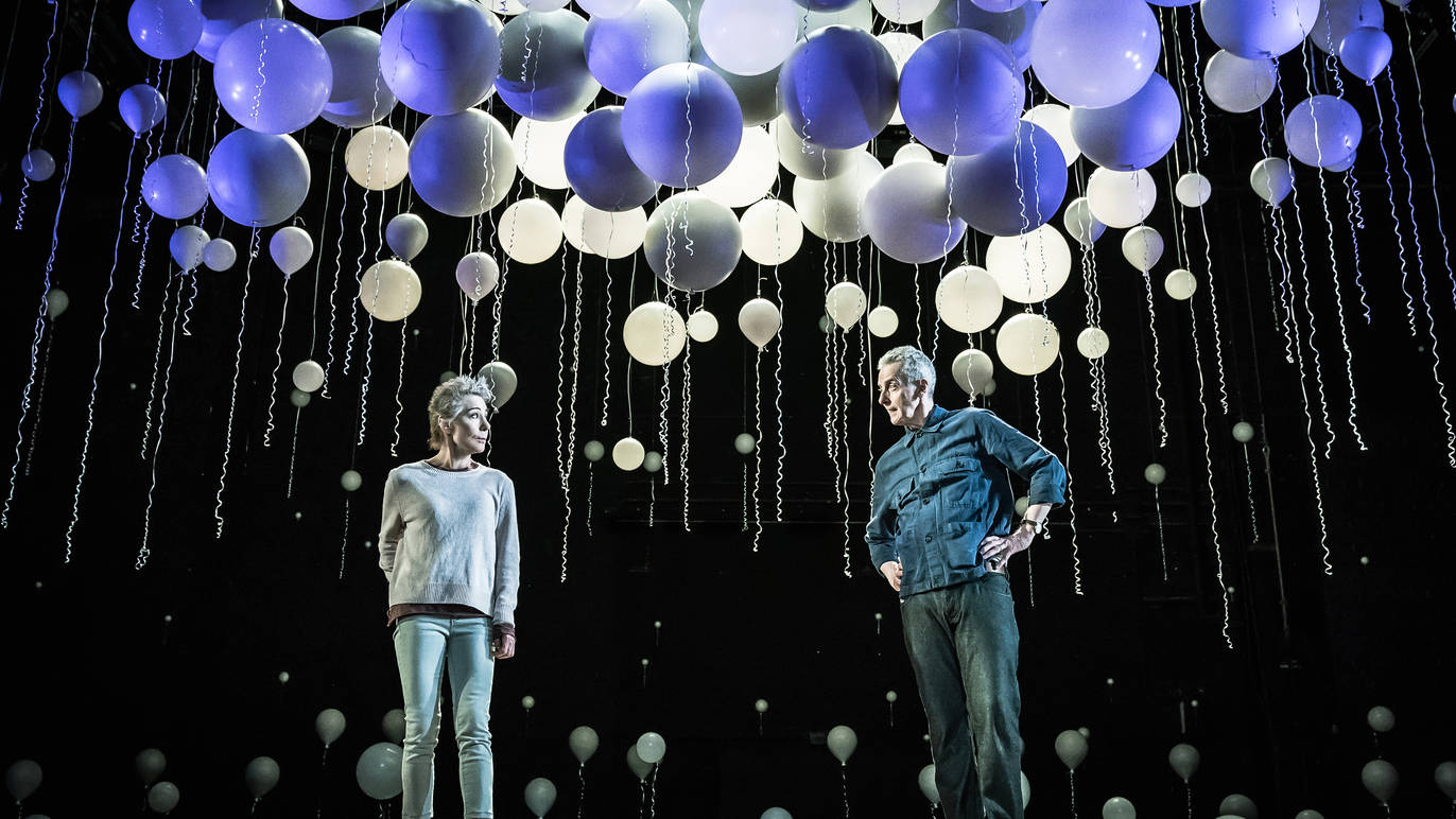 Constellations Review Nick Payne S Multiversal Romp Returns To The Stage