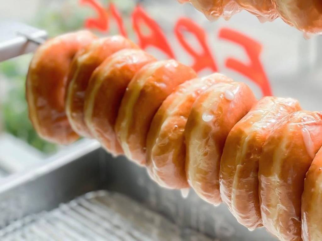 19 Best Places For Donuts in Montreal