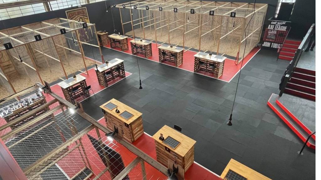 Lumber Punks Axe Throwing