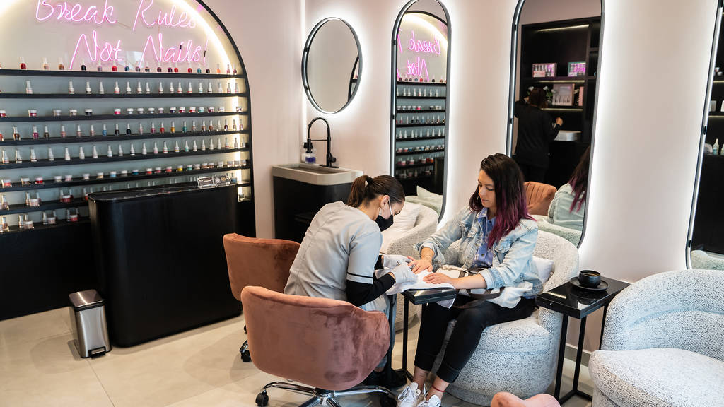 Sky Nails Salon, el primer showroom de Kiara Sky Nails en México