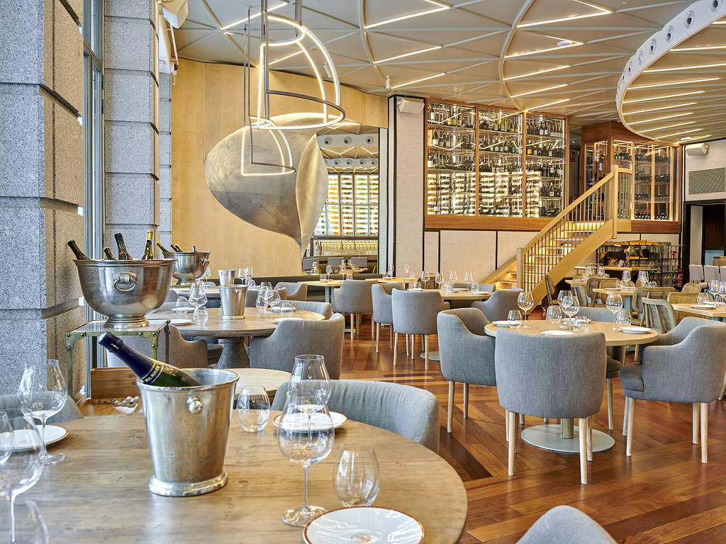 28 Coolest Bars in the World Right Now