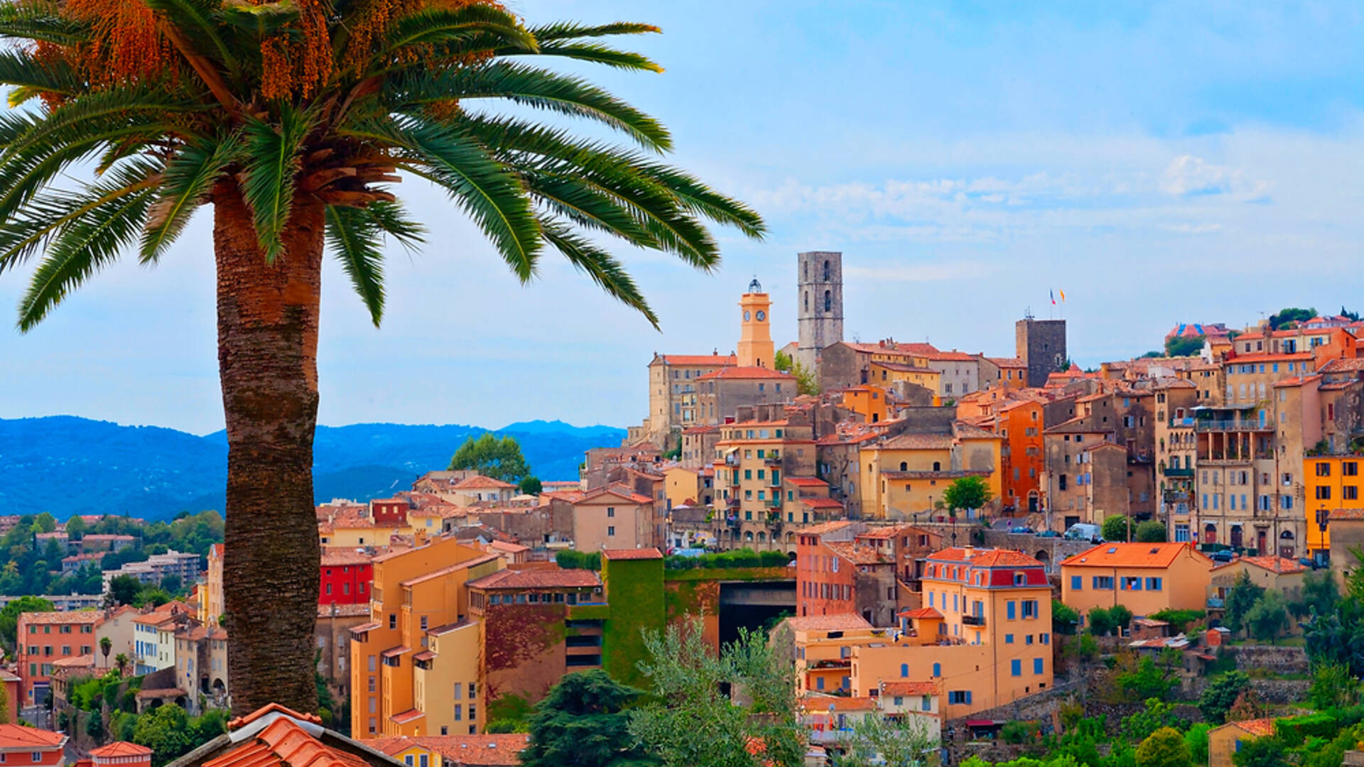 12 Best Places to Stay on the French Riviera for 2025