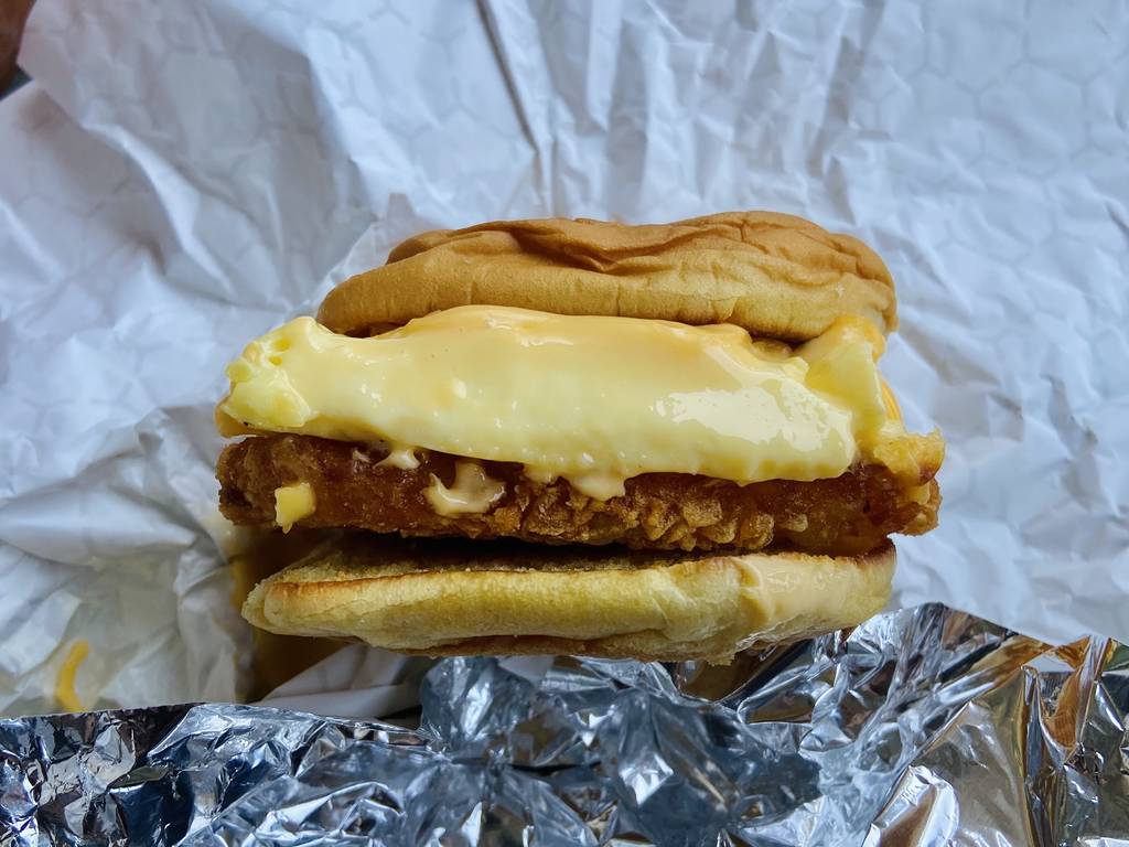 36 Best Cheap Eats in Chicago That Are All $15 Or Less