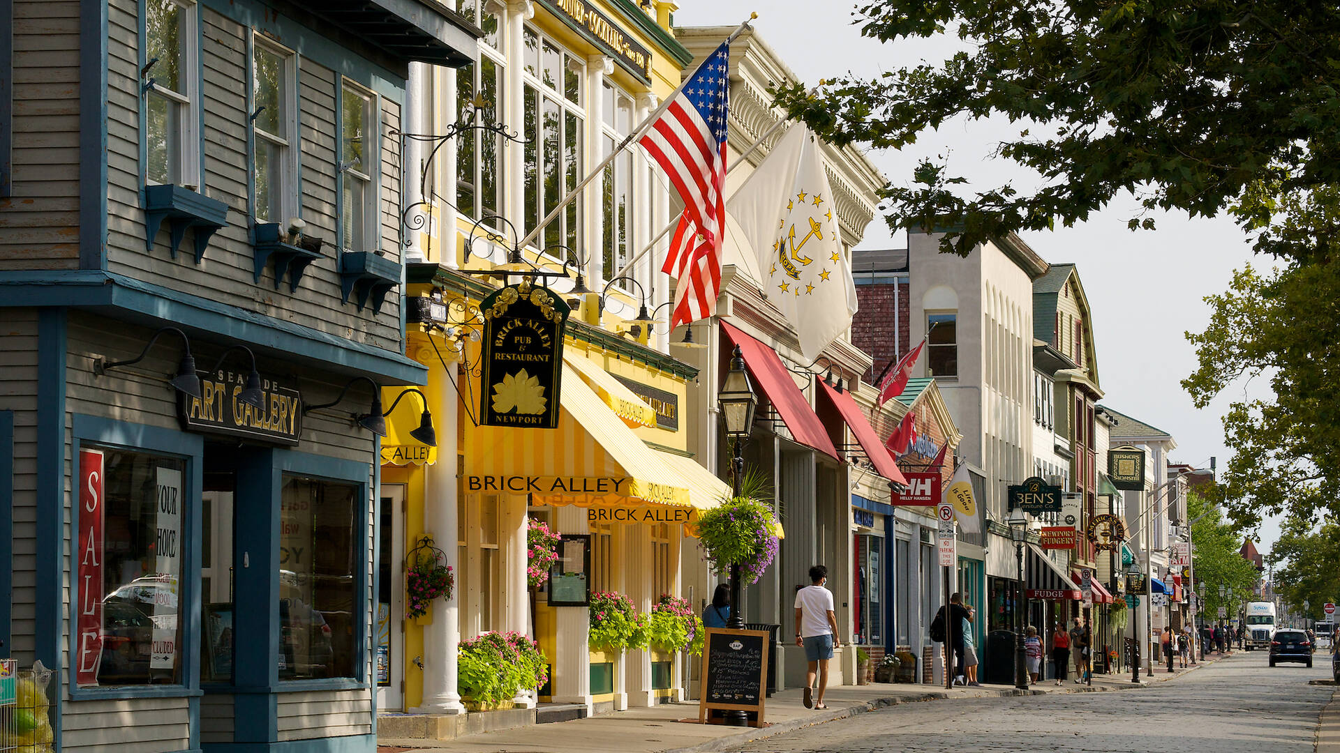 17 Best Girls’ Weekend Getaway Ideas in the US for Fabulous Fun