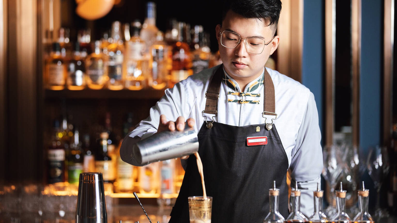 21 Ways Bars Have Changed Forever, According to bartenders