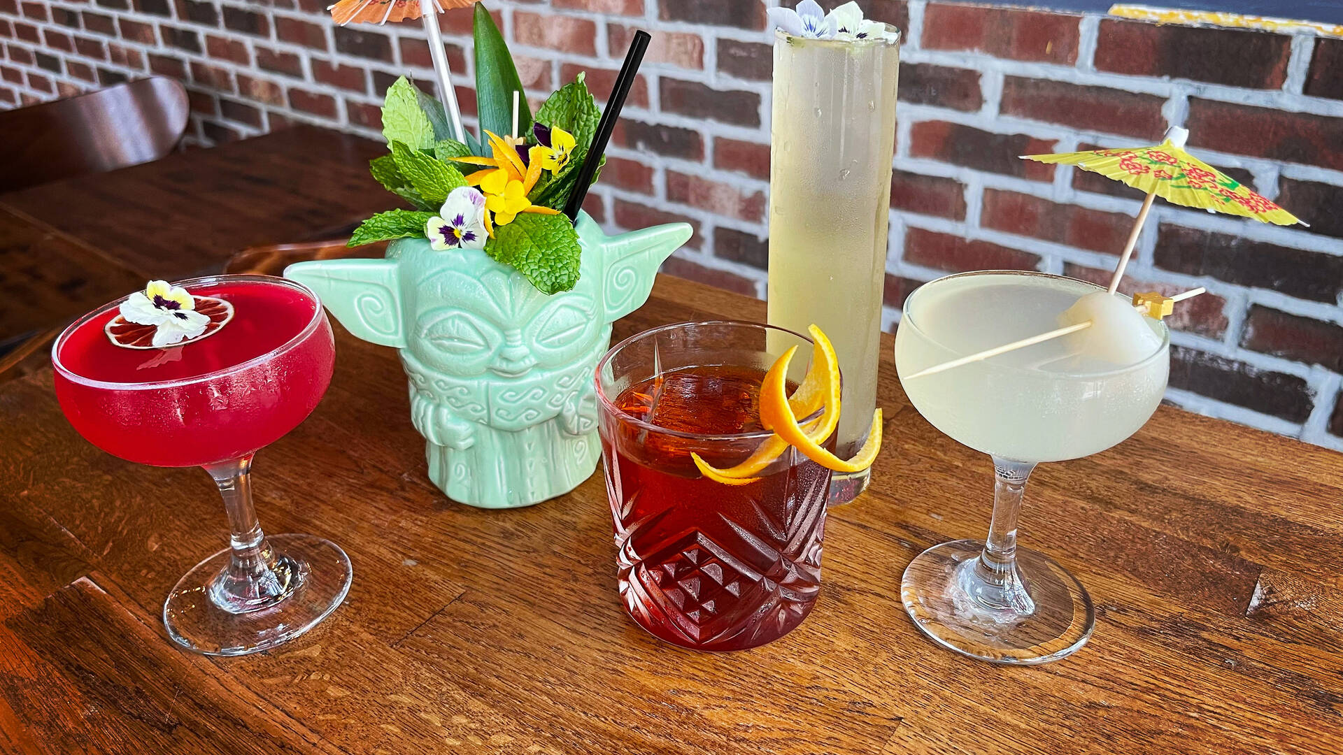 Mahaniyom | Restaurants in Boston