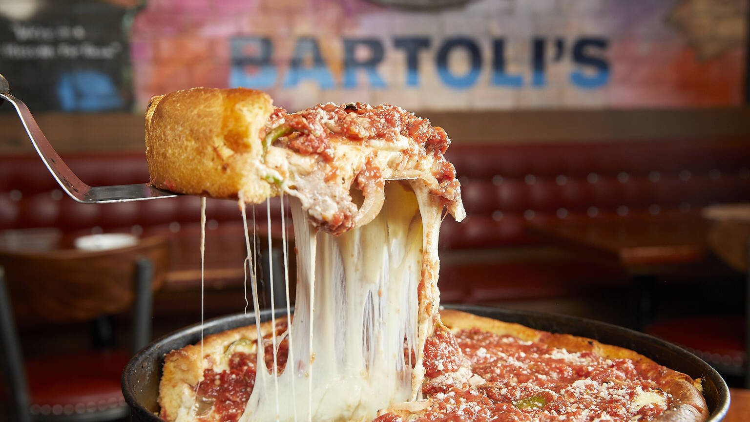 24 Best Deep Dish Pizzas in Chicago for Giant, Cheesy Slices
