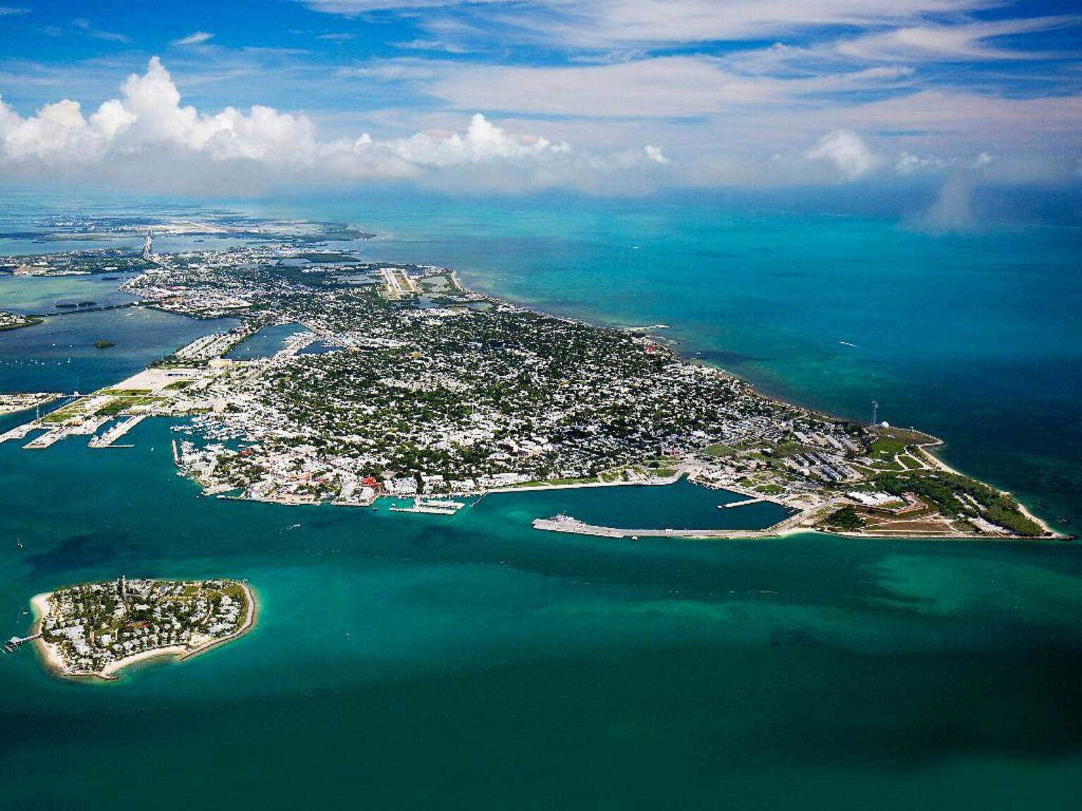 15 Best Things to Do in Key West For Tourists and Locals