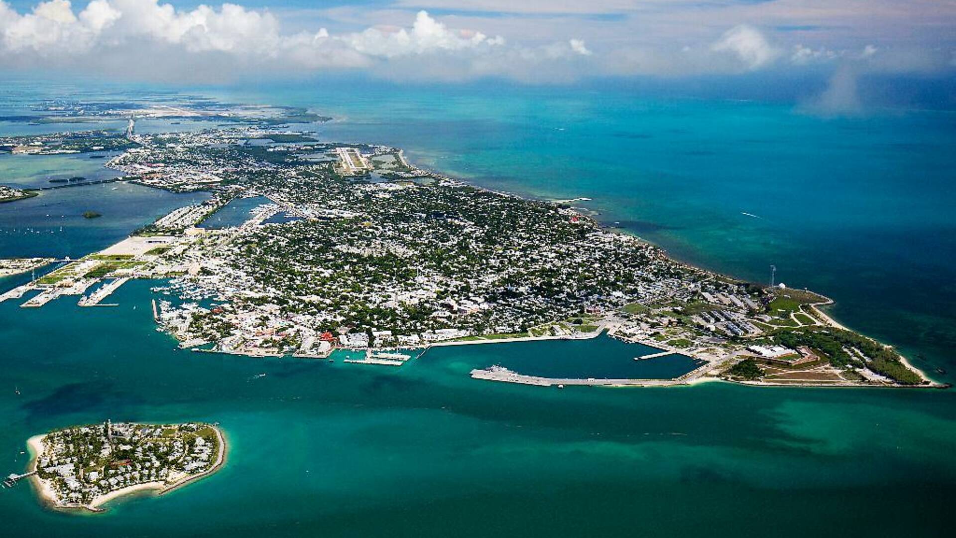 15 Best Things to Do in Key West For Tourists and Locals