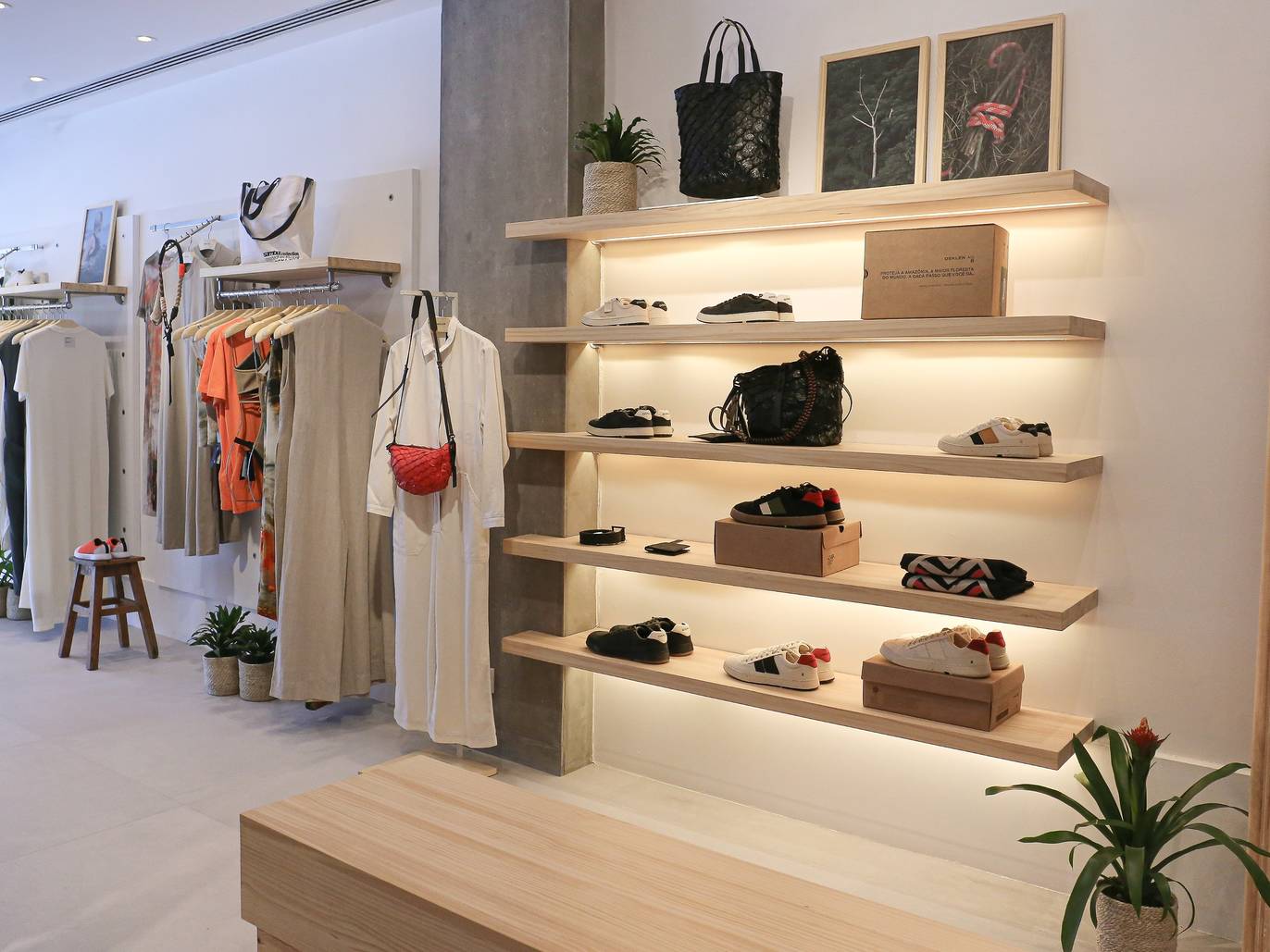 A guide to the best shops in Cascais for your holiday shopping