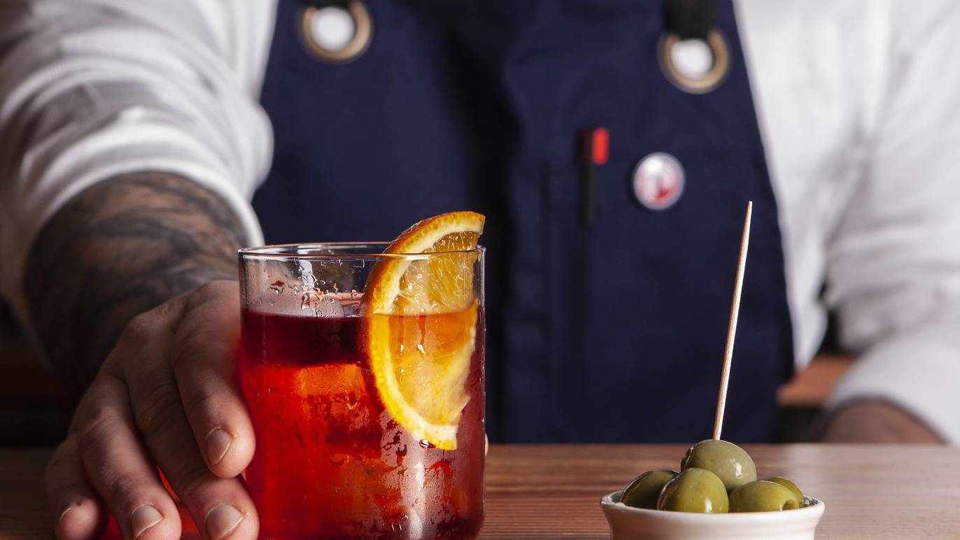 18 Best Cocktail Bars in Edinburgh Right Now