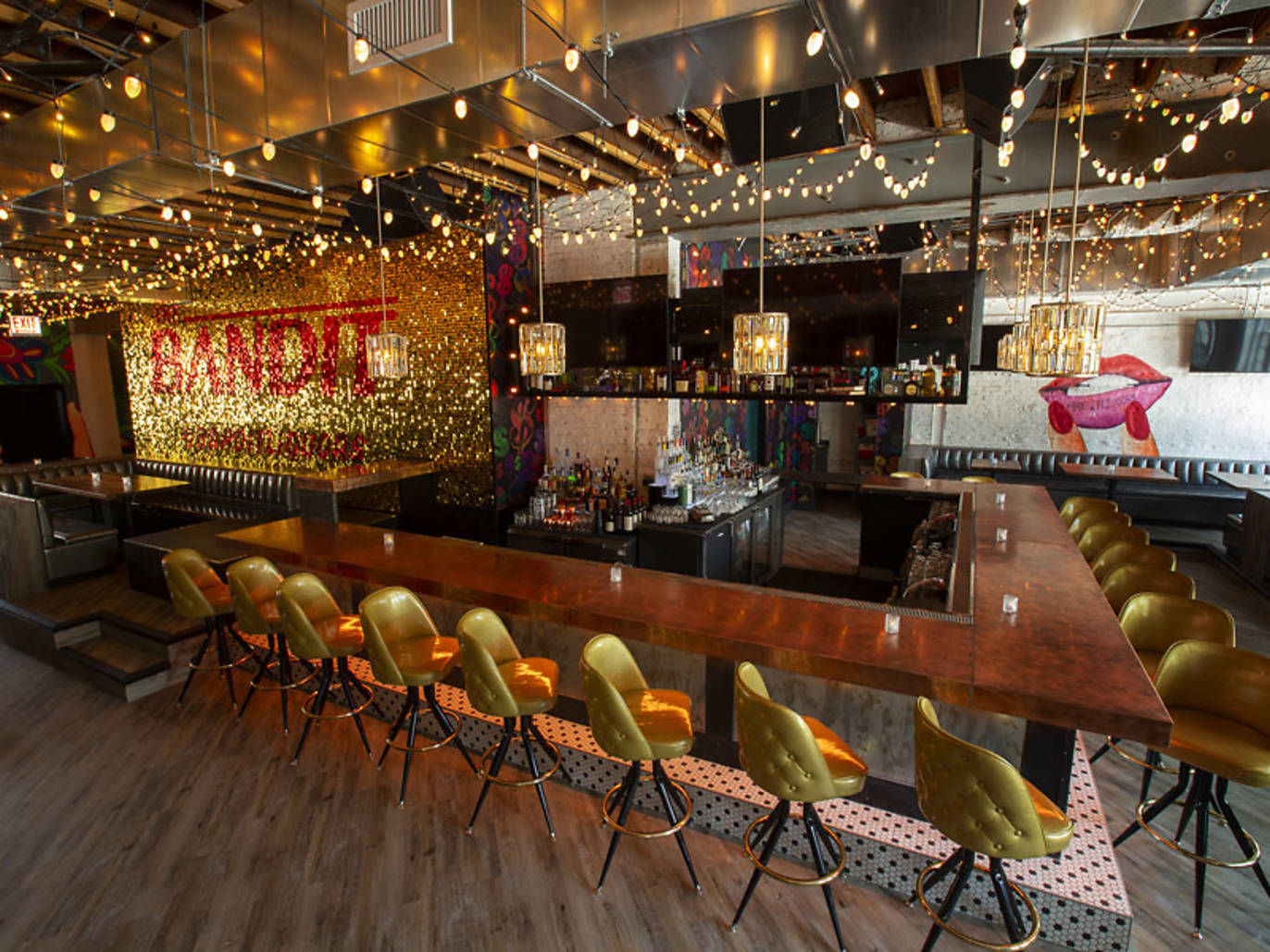 16 Best Bars in West Loop To Drink Beer, Cocktails and Wine