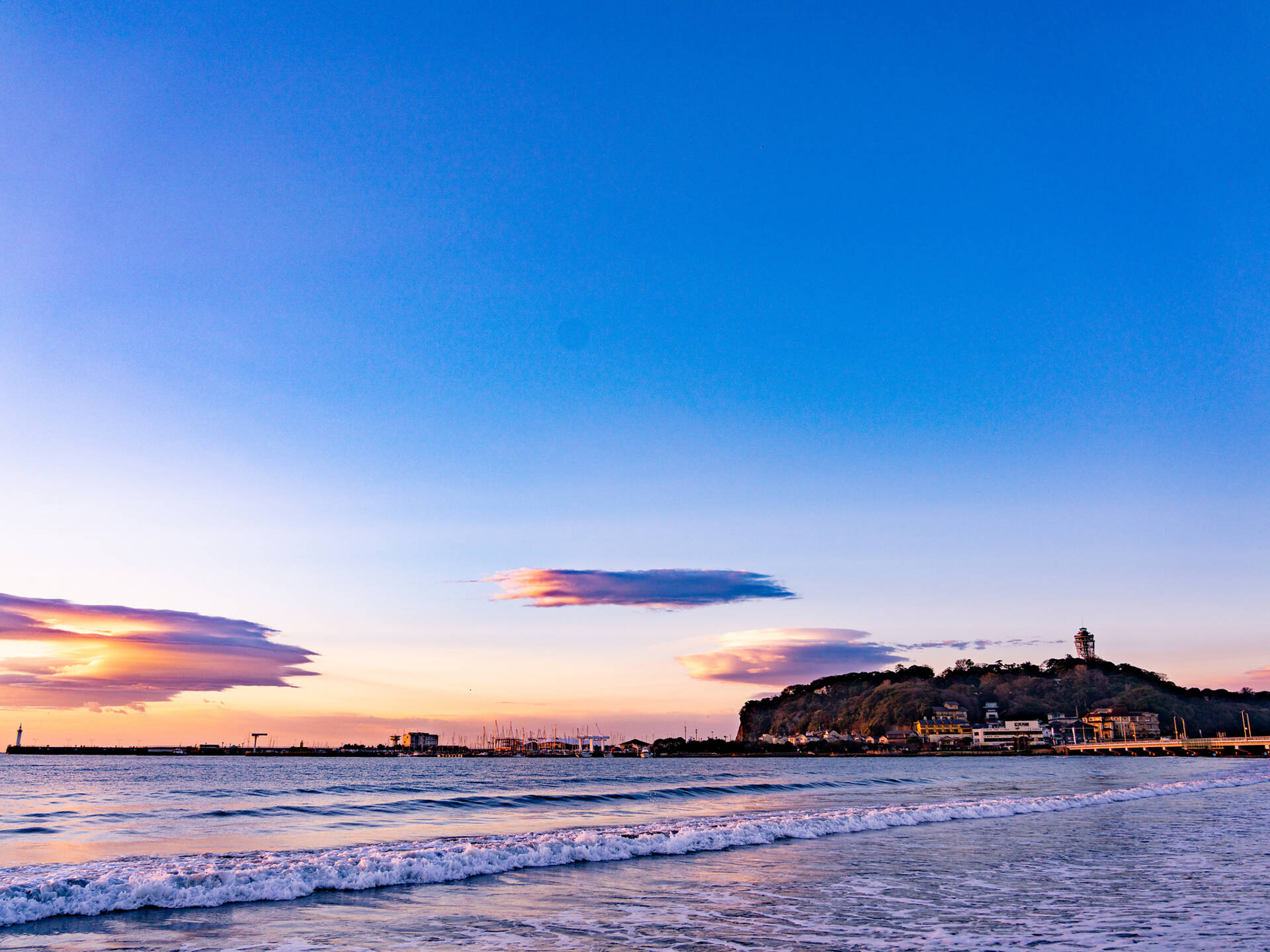 15 best things to do on Enoshima: attractions, restaurants, cafés and shops