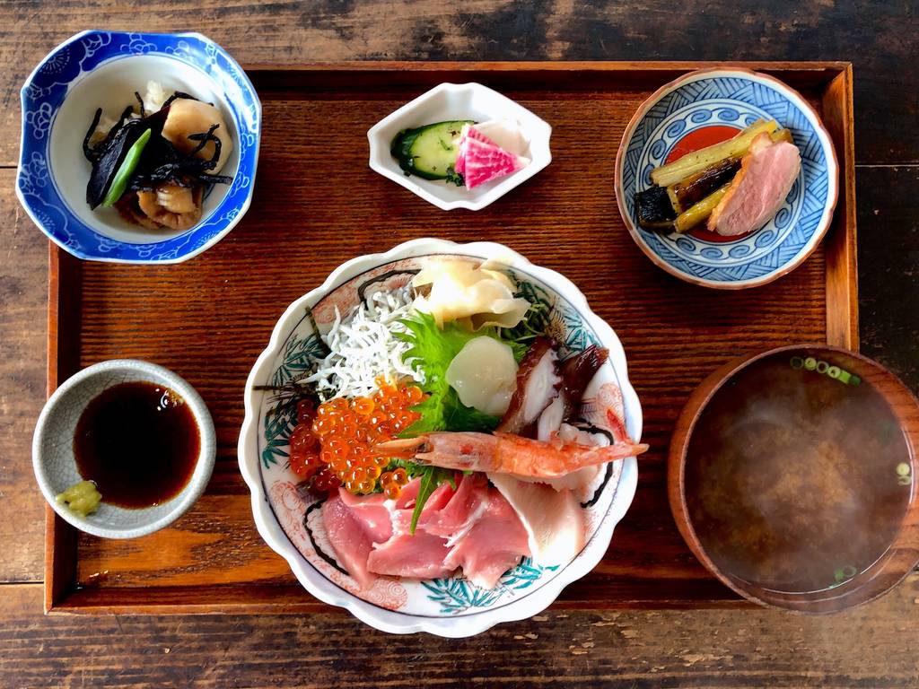 15 best things to do on Enoshima: attractions, restaurants, cafés and shops