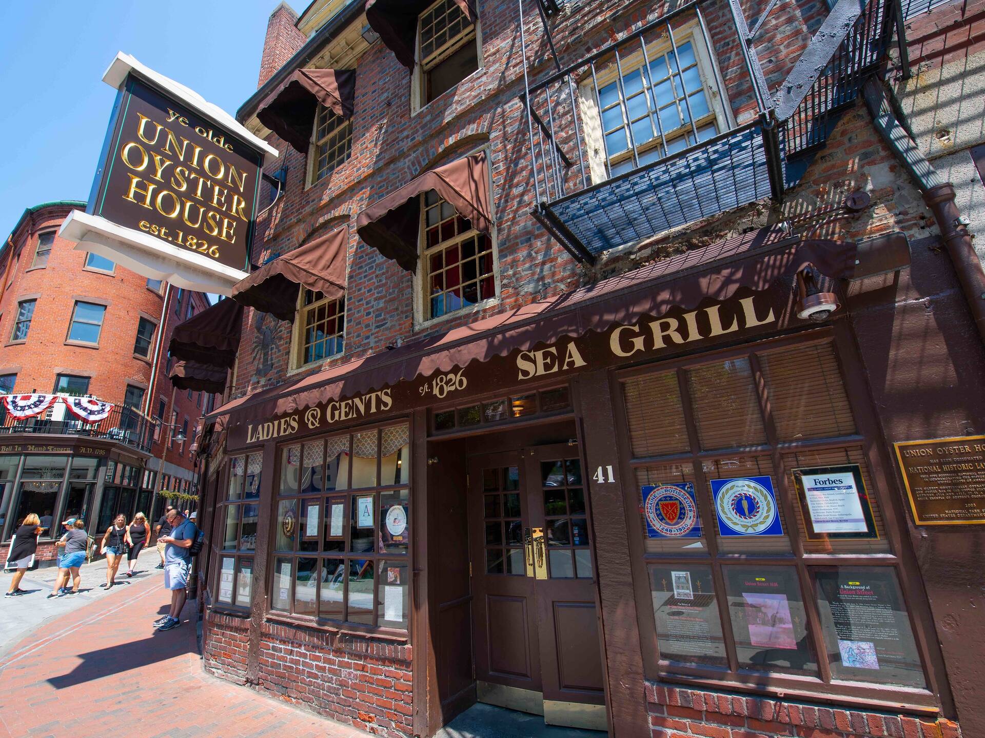 Oldest Restaurants in Boston: 18 Historic Eateries