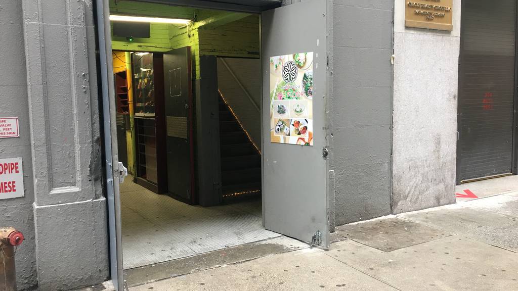 Sushi 35 West Serves a Bare-Bones but Brilliant Omakase in Midtown